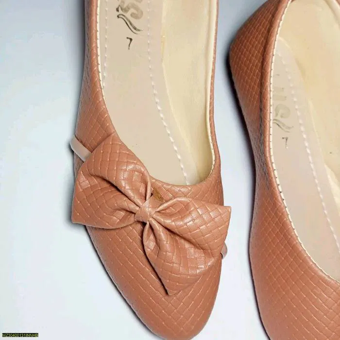 Women's PU fabric Pumps - Khareedo